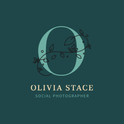 Placeit - Social Photography Logo Maker Featuring a Stylish Capital Letter