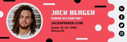 Placeit - Email Signature Template for a Senior Accountant